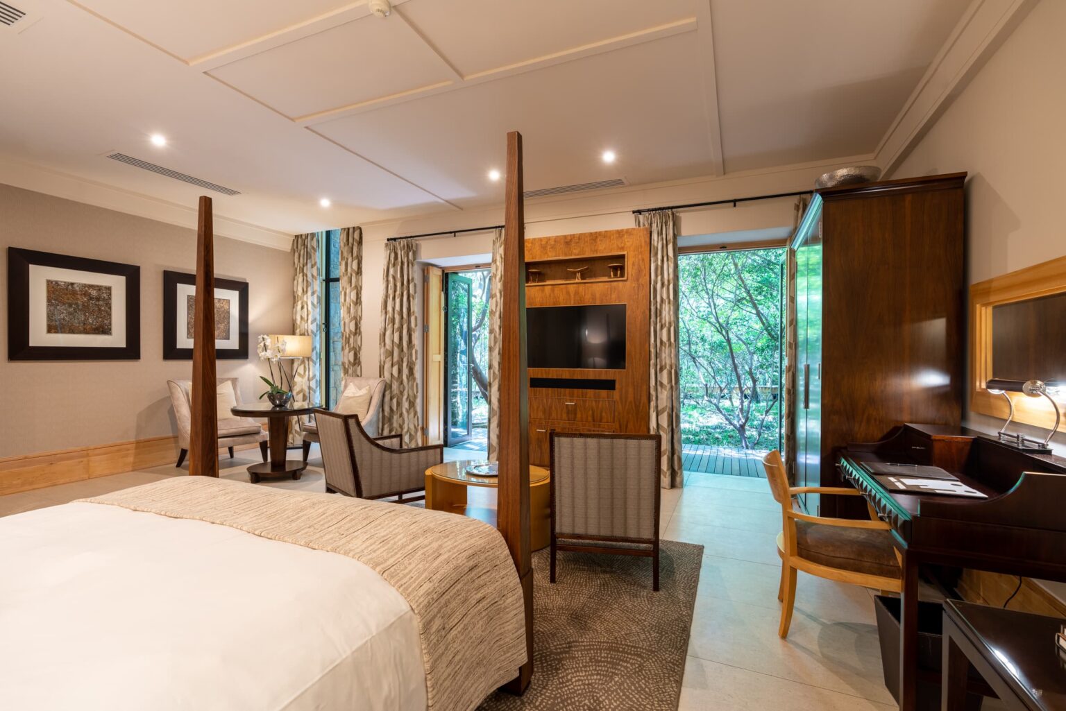 Saxon Luxury Villas | Saxon Hotel